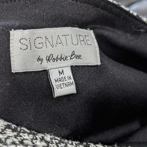 Dresses | Signature By Robbie Bee Size M | Poshmark